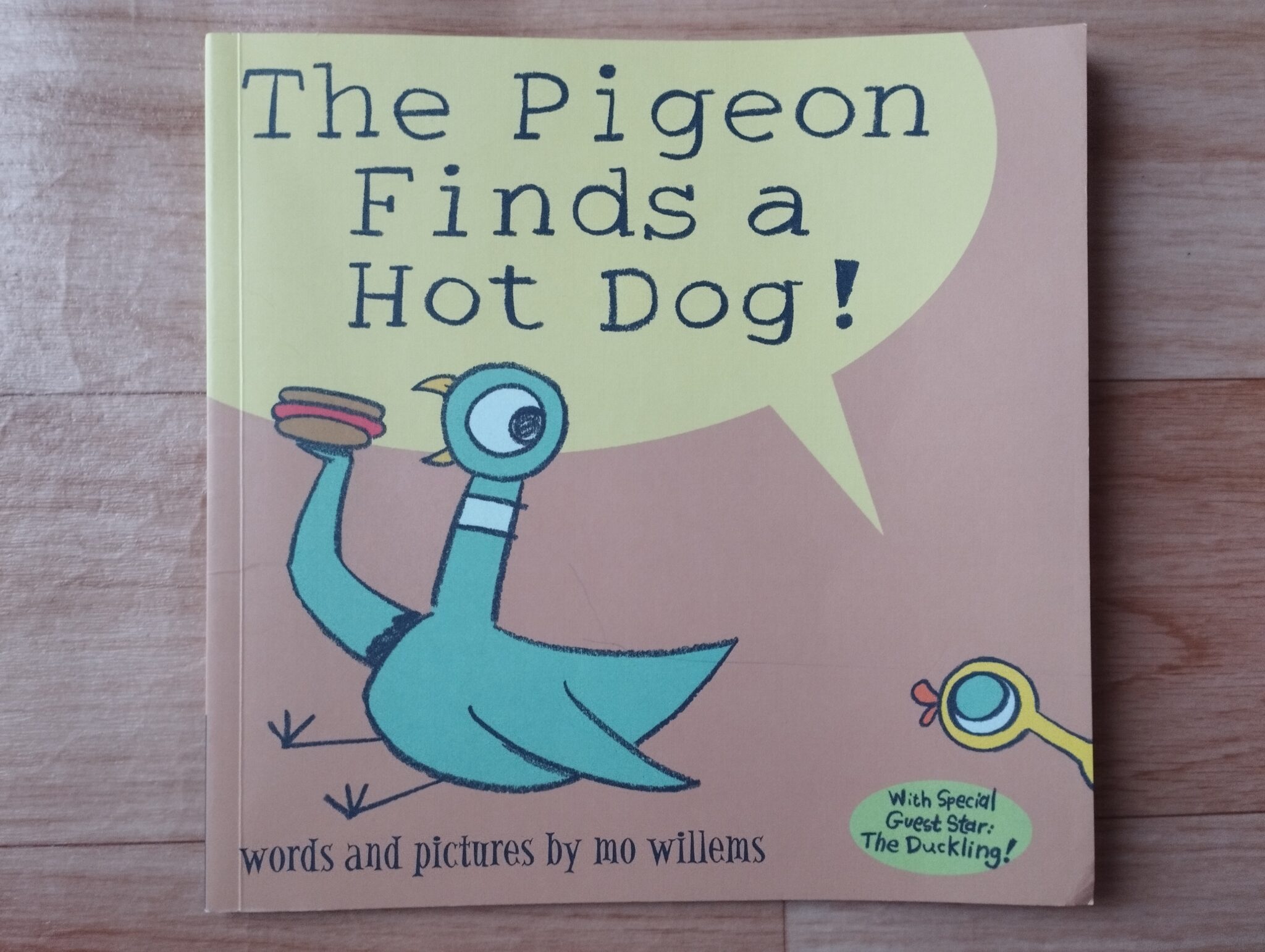 ＜多読洋書レビュー＞[おすすめ]The Pigeon Finds a Hot Dog! - からっぽのはこに たからものをいれよう Let’s ...